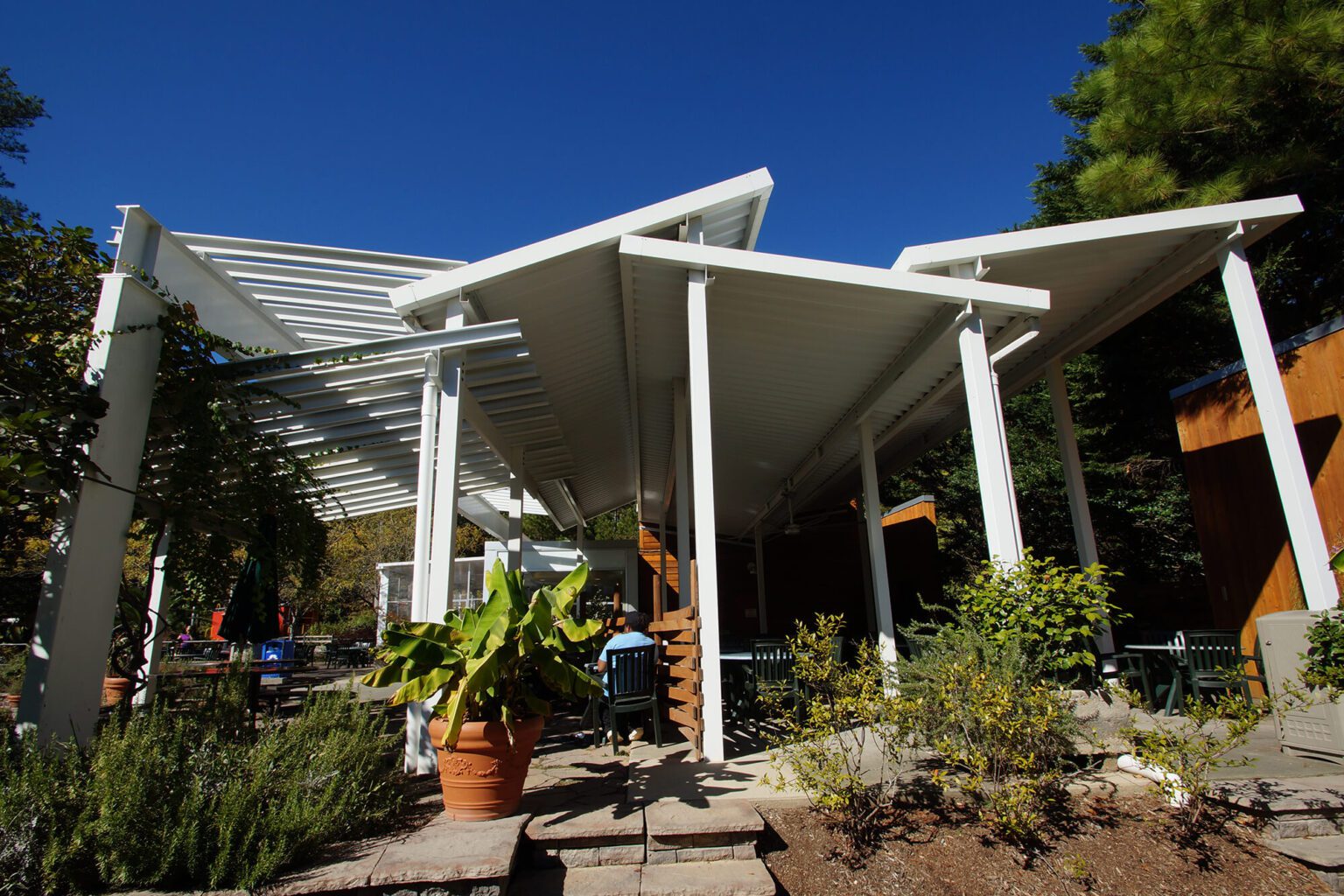 Free Standing Metal Canopies | DAC Awnings - Durham, NCDAC Awnings