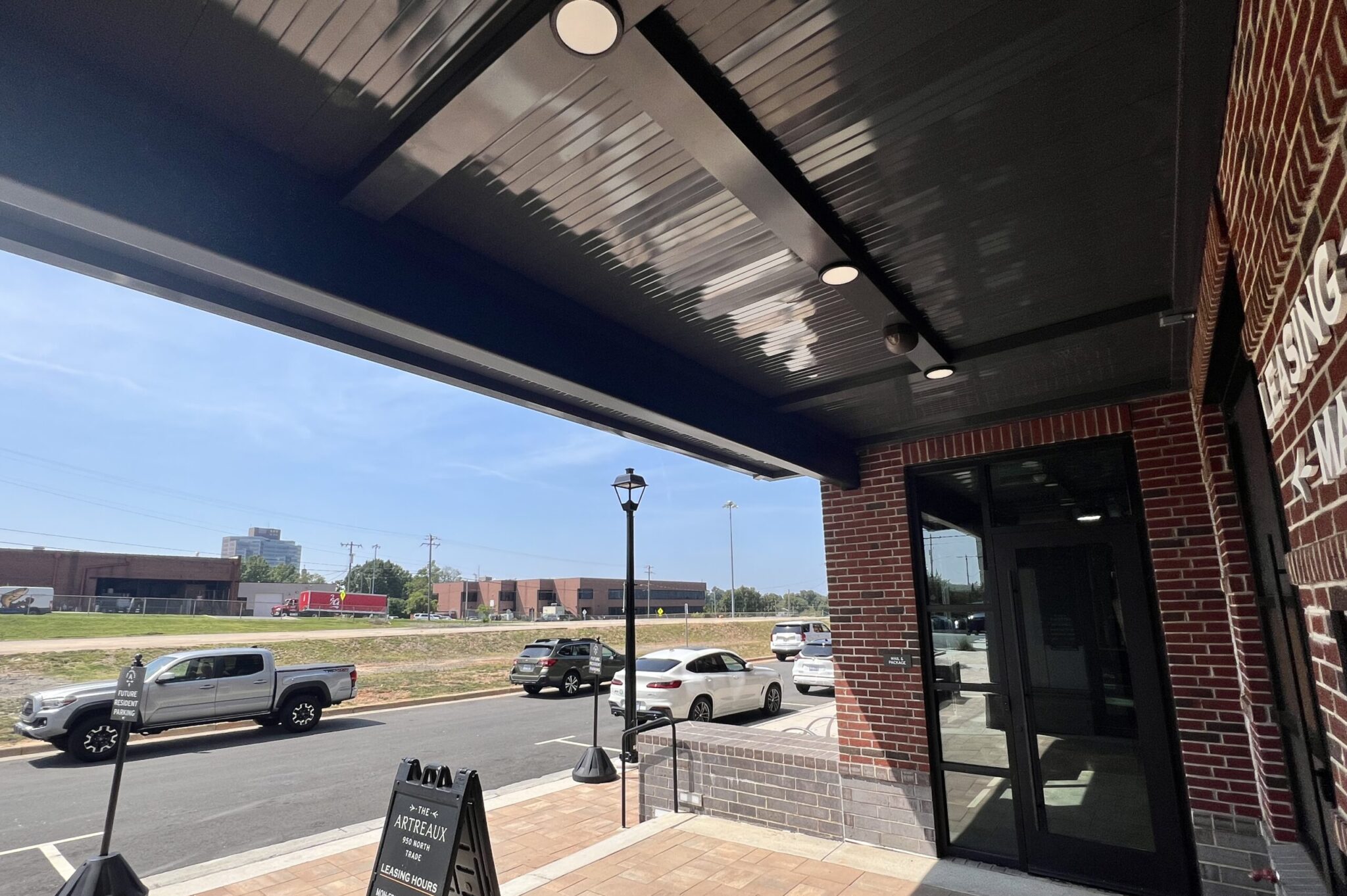 Hanger Rod/Overhead Support Canopies | DAC AwningsDAC Awnings