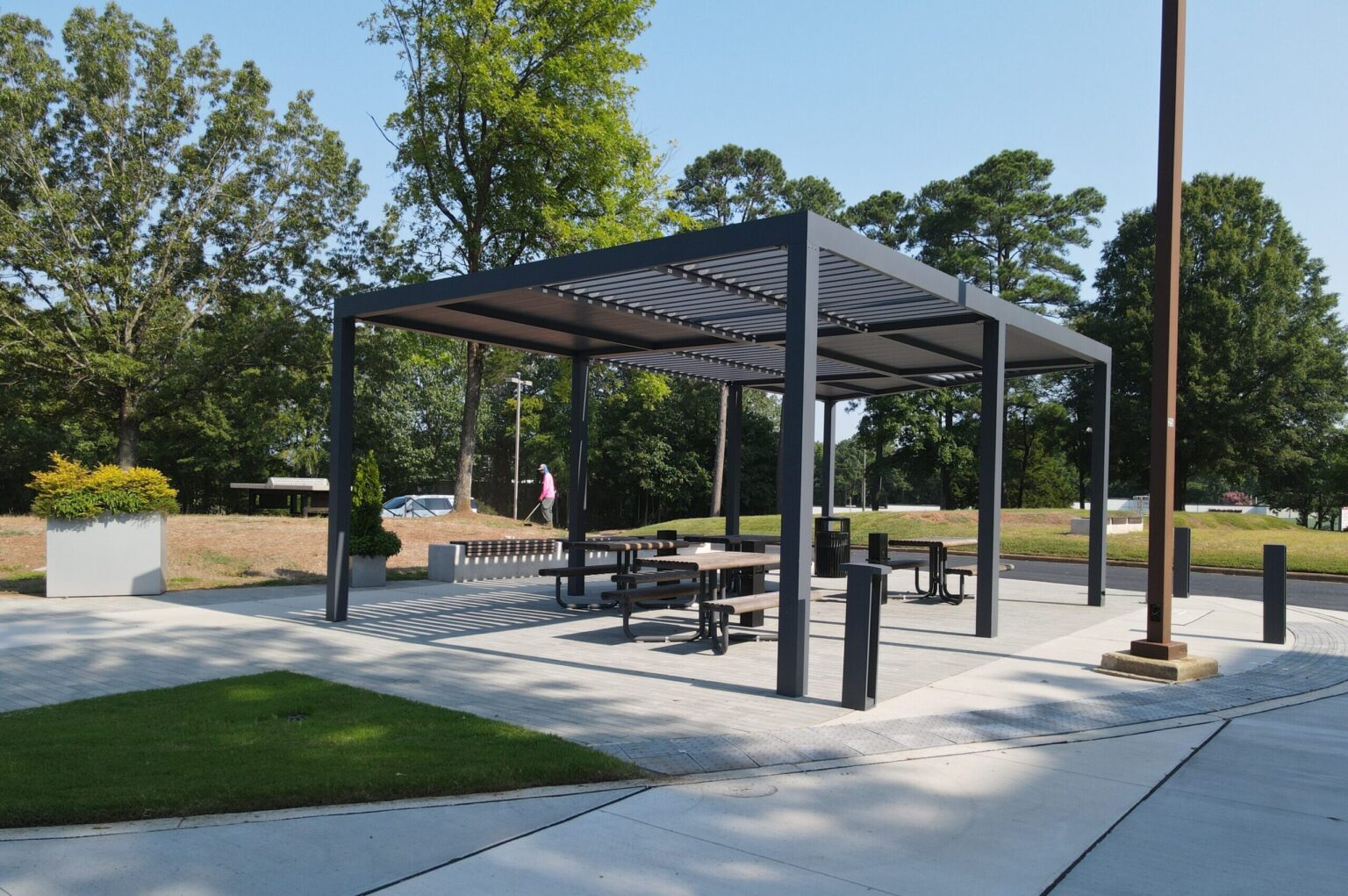 Sunshades & Louver Canopies | DAC Awnings - Durham, NCDAC Awnings